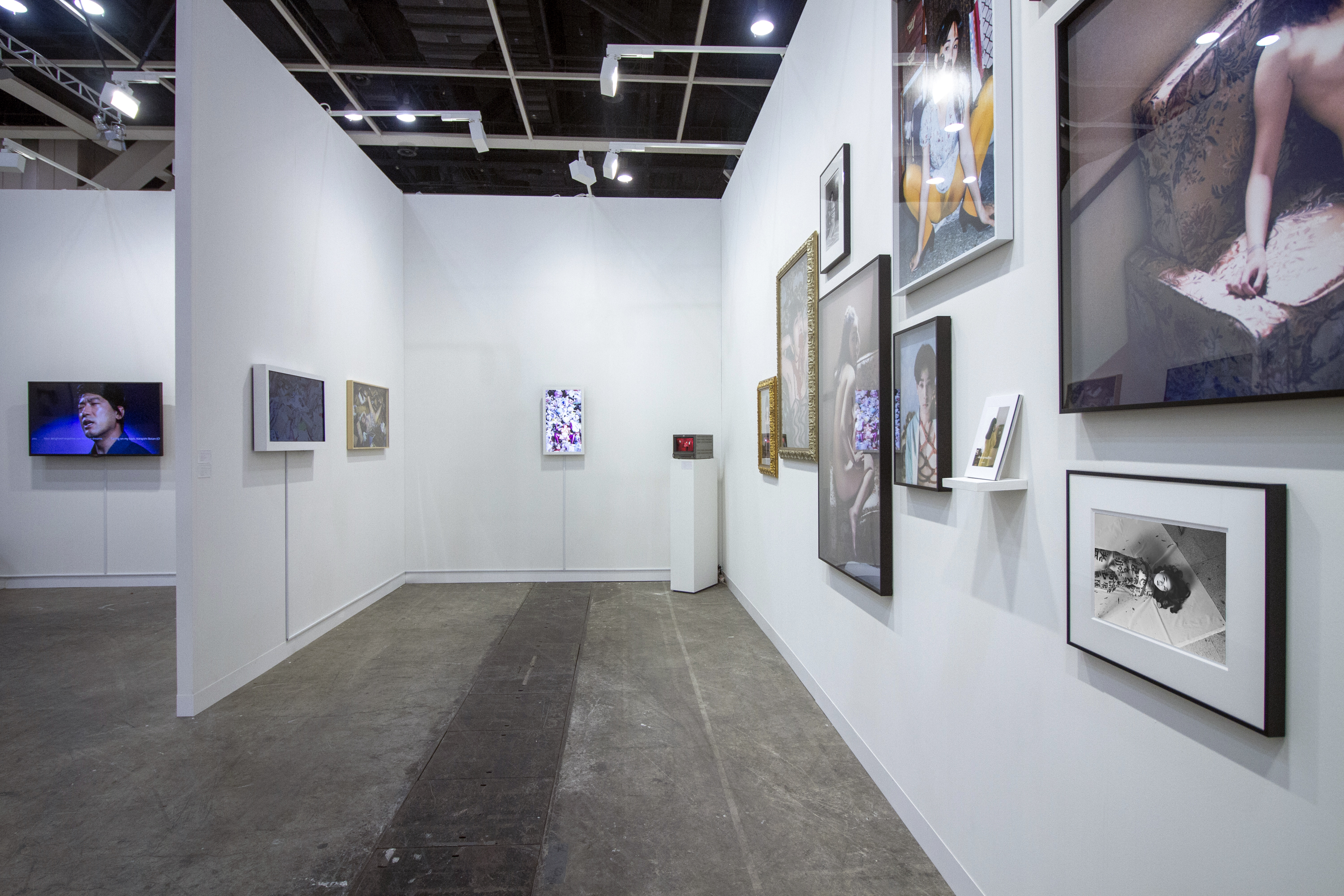 03_Chi-Wen Gallery_ABHK19_Exhinition View – Chi-Wen